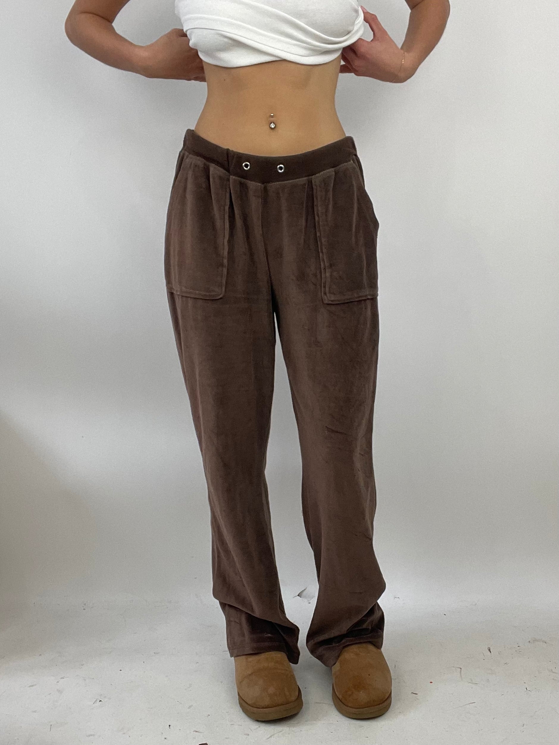 ADDISON RAE DROP | small brown velour joggers – remass