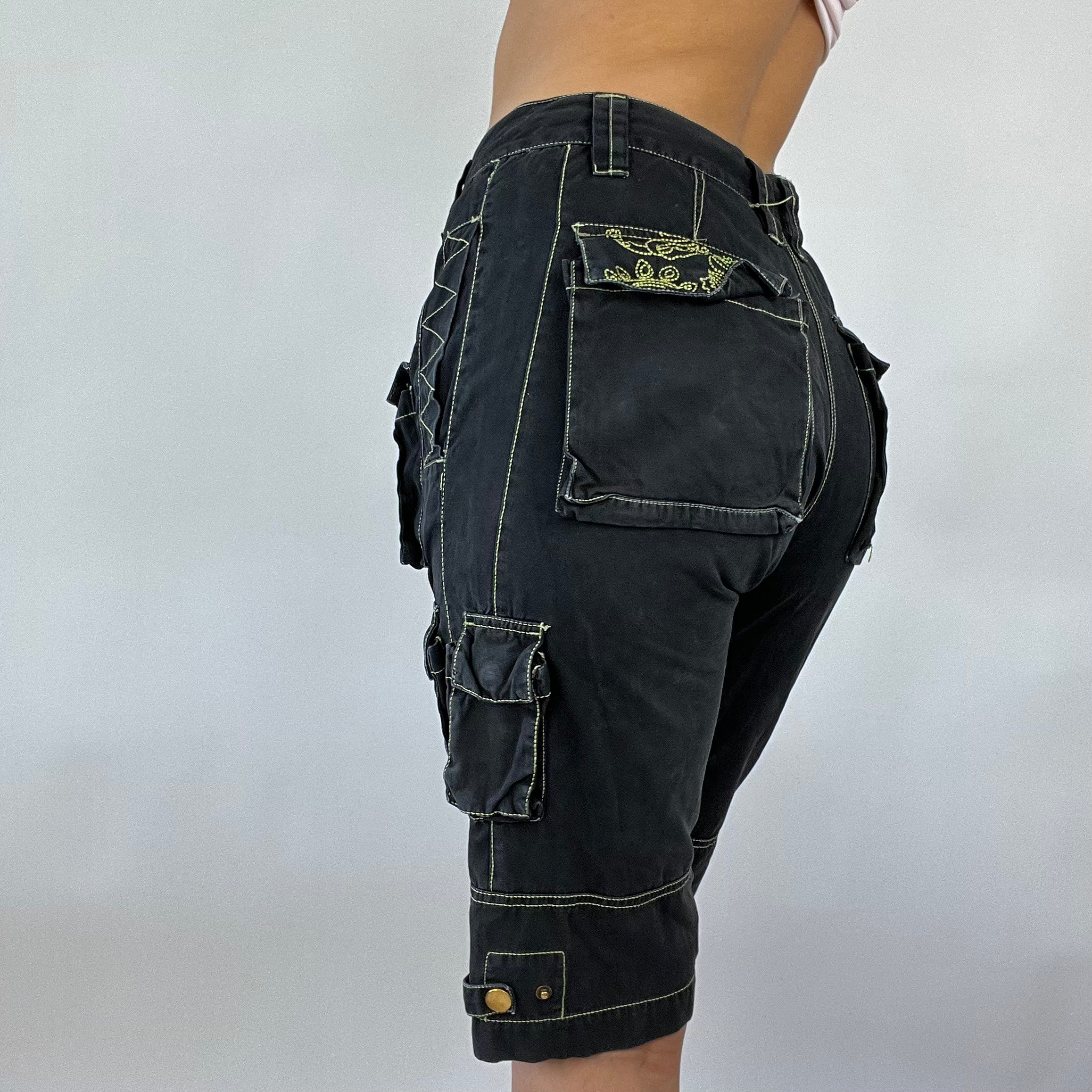FESTIVAL DROP | black contrast stitch jorts - small – remass